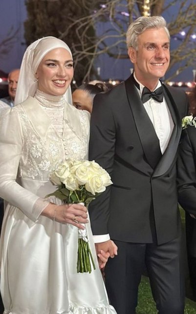 Güldür Güldür'ün Mesut'u Uğur Bilgin evlendi! Eşi İrem Uslu'ya serenat ...