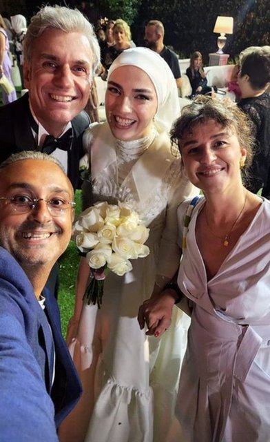 Güldür Güldür'ün Mesut'u Uğur Bilgin evlendi! Eşi İrem Uslu'ya serenat ...