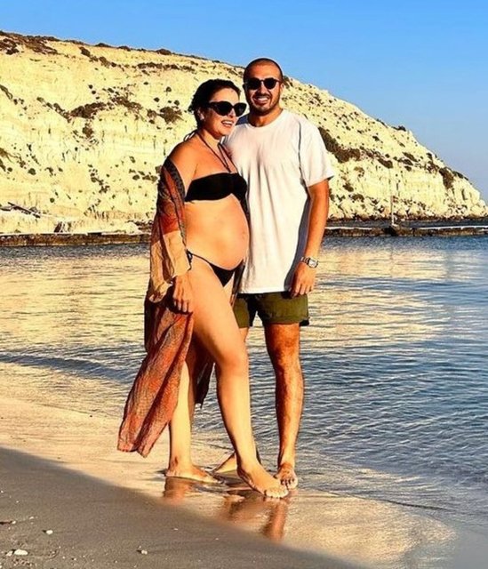 Ezgi Mola - Mustafa Aksakallı çiftinin heyecanı büyüyor - Magazin haberleri Ezgi Mola - Mustafa Aksakallı çiftinin heyecanı büyüyor - Magazin haberleri