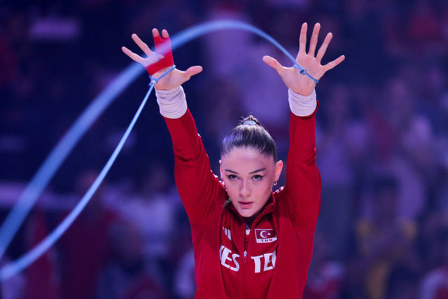 Zehra Güneş kimdir, kaç yaşında ve nereli? Filenin Sultanları'nın ...