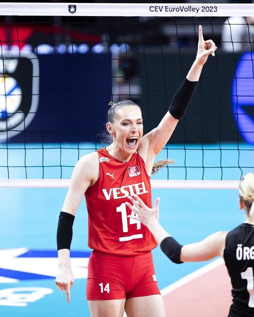 Filenin Sultanları'ndan Eda Erdem'in eşini görenler şaşırdı! Meğer 12 yıldır o isimle evliymiş ...