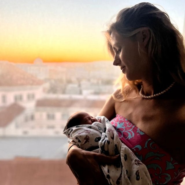 Wilma Elles üçüncü kez anne oldu - Magazin haberleri