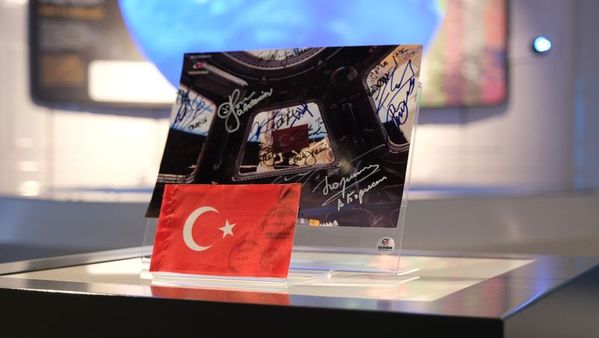 Rus kozmonot Cumhuriyet’in 100. yılını uzaydan kutladı | Dış Haberler