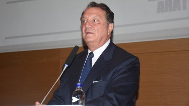 BJK yeni başkanı Hasan Arat kimdir? Beşiktaş Başkanı Hasan Arat kaç ...