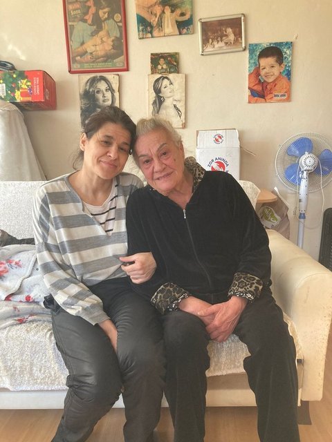 Serpil Örümcer 200 TL'ye fotoğraflarını satıyor - Magazin haberleri