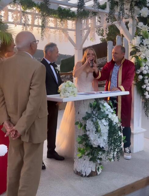 Oyuncu Kerem Kupacı ve avukat sevgilisi Ece Ceylanlı evlendi - Son dakika magazin haberleri