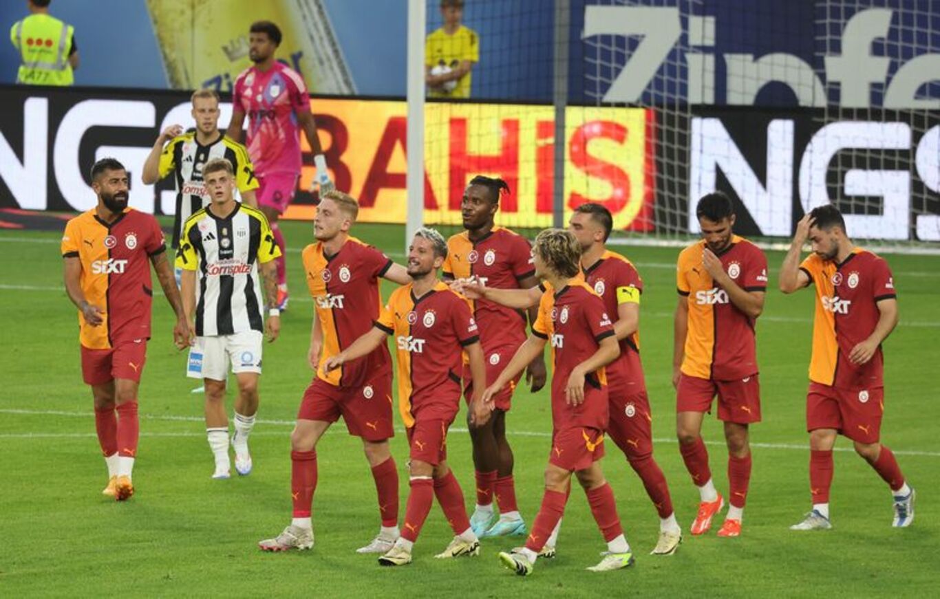 Galatasaray'da sağ bek ve orta saha arayışları sürüyor - Son dakika GS ...