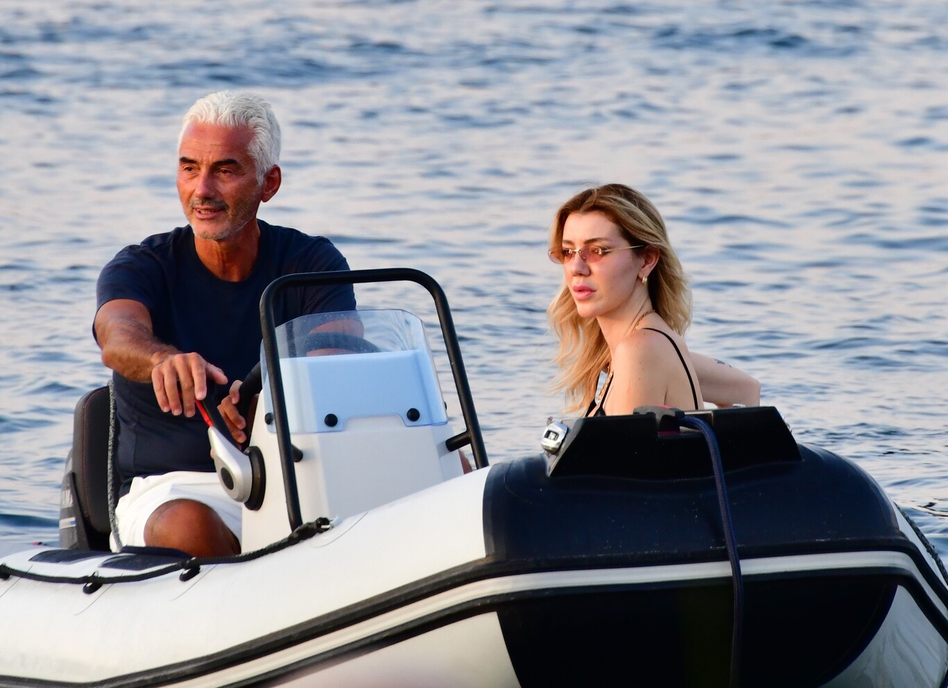 Haluk Dinçer sevgilisiyle tatilde - Magazin haberleri