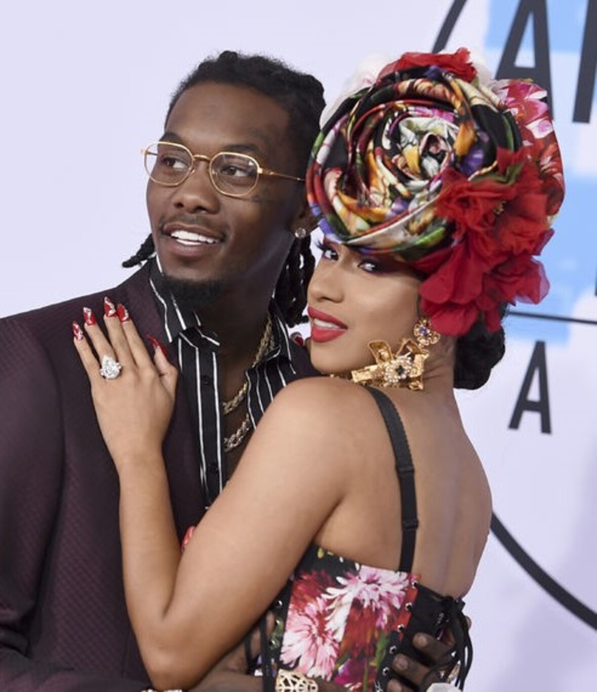 Cardi B. ile Offset boşanıyor - Magazin haberleri