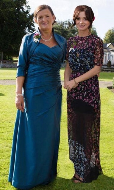 Jim Carrey'nin intihar eden nişanlısının annesi kavgayı yeniden ...