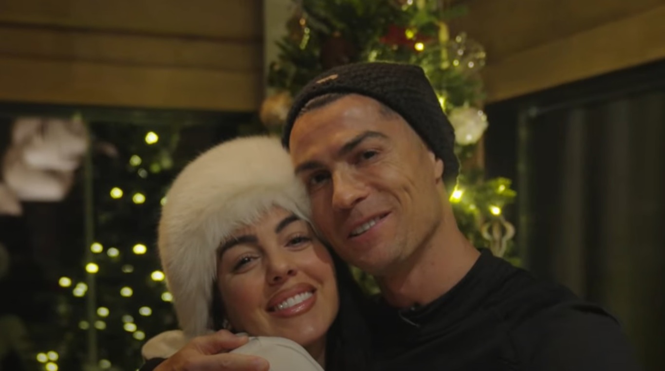 Cristiano Ronaldo ailesiyle Noel tatilinde: Eksi 20 derecede, eksi 2 ...