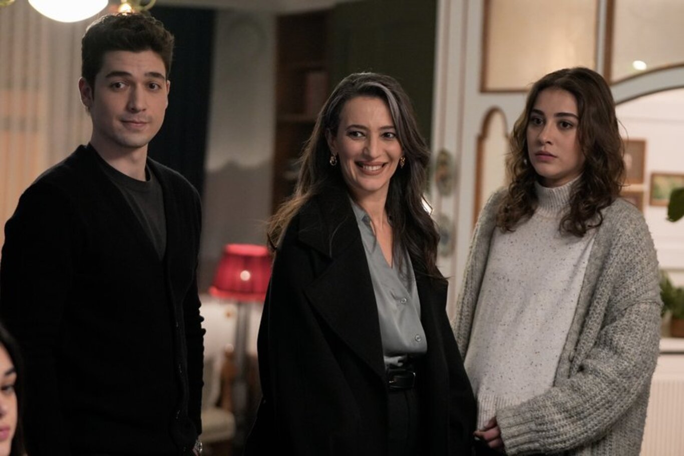 BAHAR 36. BÖLÜM CANLI İZLE || Show TV canlı yayın ekranı ile Bahar yeni bölüm izle full HD