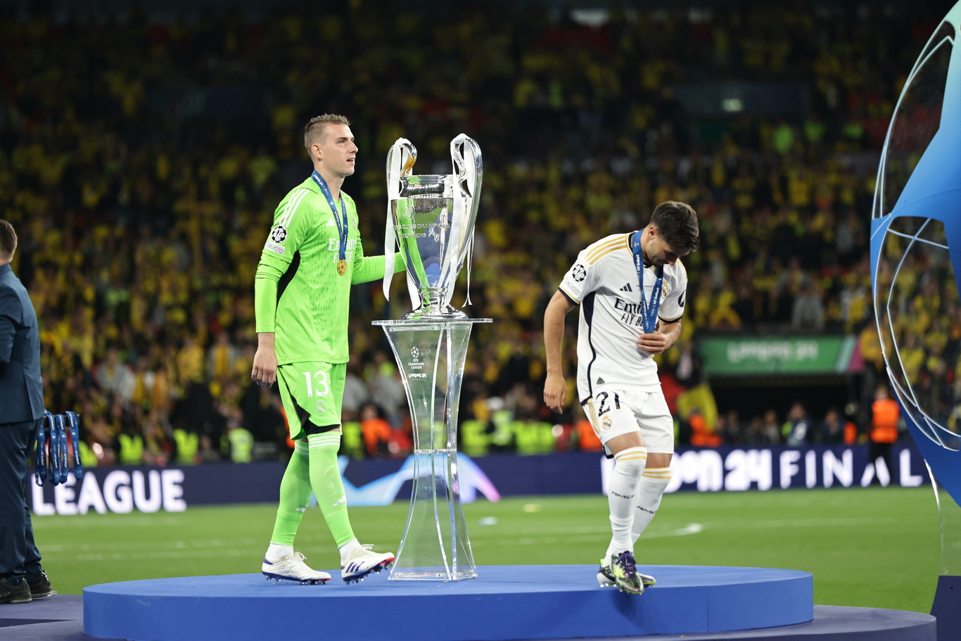 İspanyollar duyurdu: Galatasaray'dan Lunin hamlesi! - Futbol Haberleri