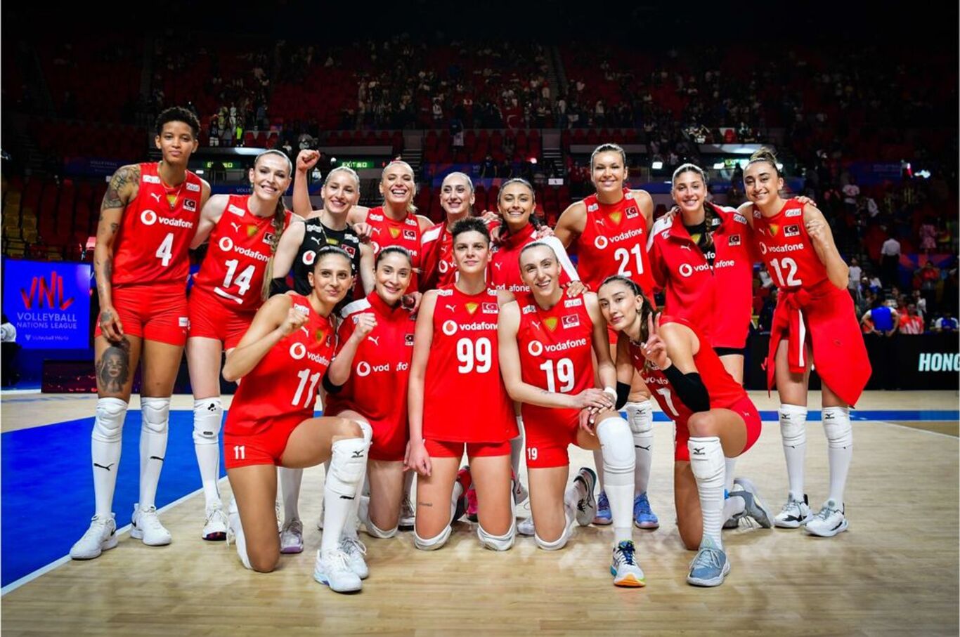 TÜRKİYE-BREZİLYA VOLEYBOL MAÇI CANLI İZLE || TRT Spor ile Filenin ...