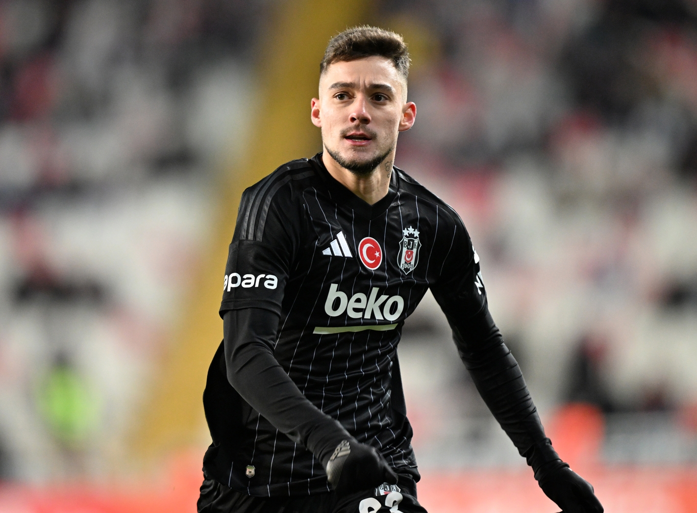 Trabzonspor'dan Muçi hamlesi: Anlaşma sağlandı! - Futbol Haberleri