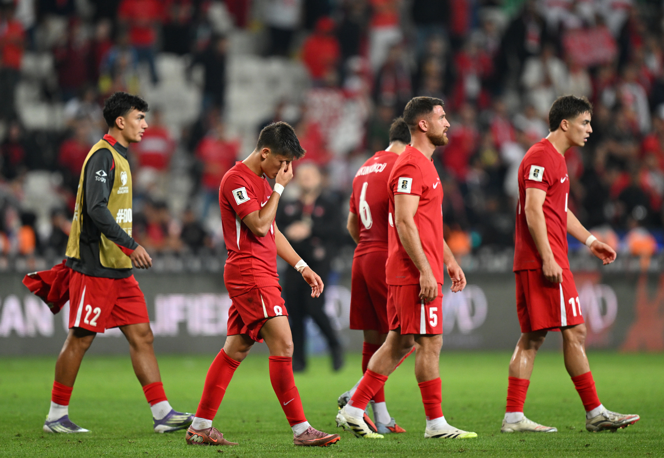 İspanya - Türkiye MAÇI YAZAR YORUMLARI - Futbol Haberleri