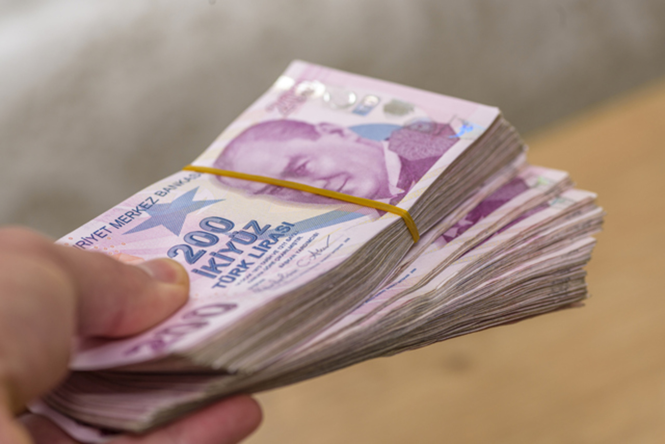 KYK burs ödemeleri yattı mı, ne zaman yatacak? 2025 2026 KYK burs/kredi ...