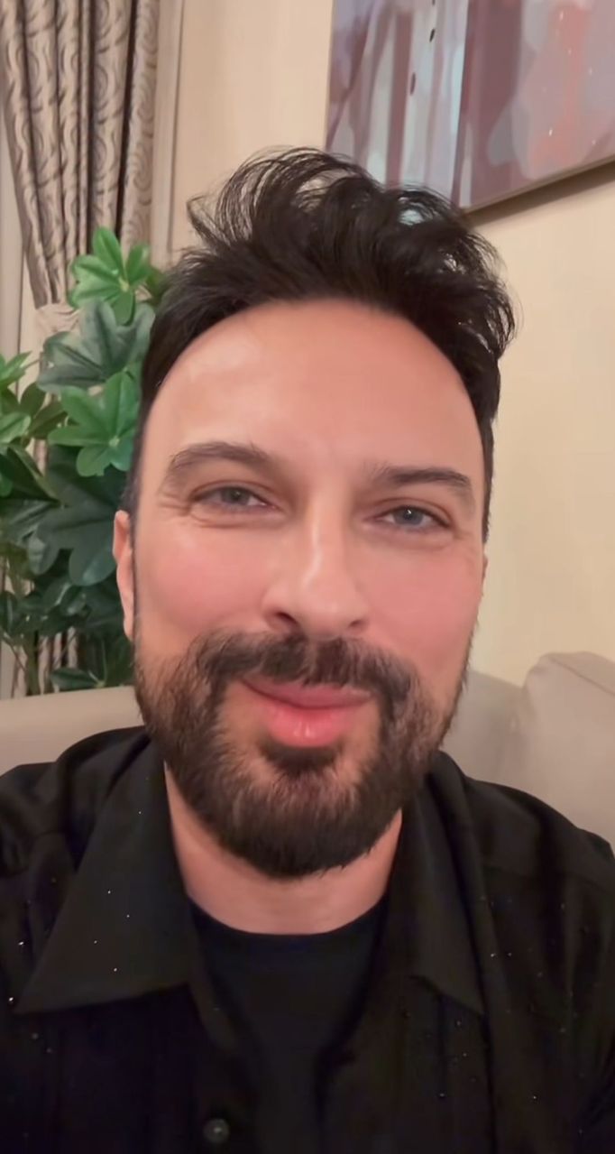 Tarkan: İyi seneler canlarım - Magazin haberleri