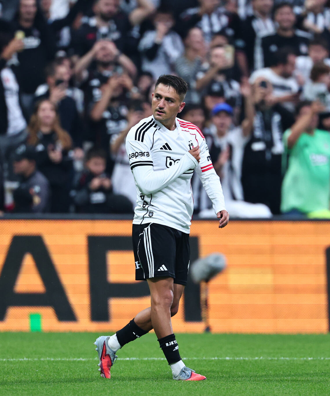 Cengiz Ünder'e Mert Günok indirimi! - Beşiktaş Haberleri