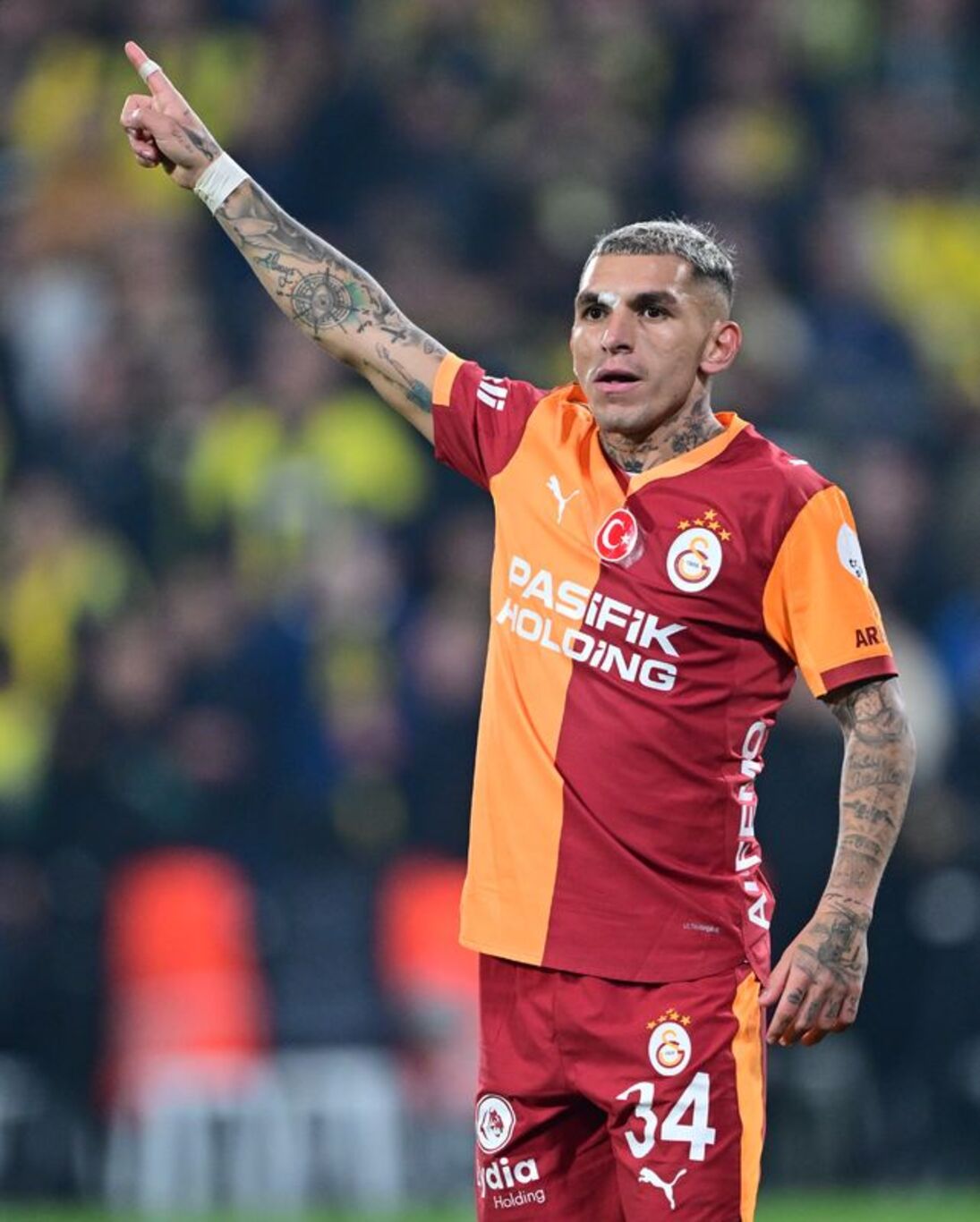 Lucas Torreira: Galatasaray'dan ayrılmak istemiyorum - Galatasaray ...