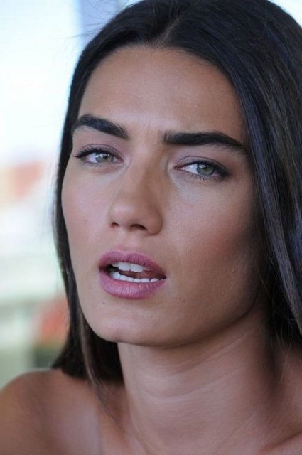 Hande Subaşı - 1 - Magazin