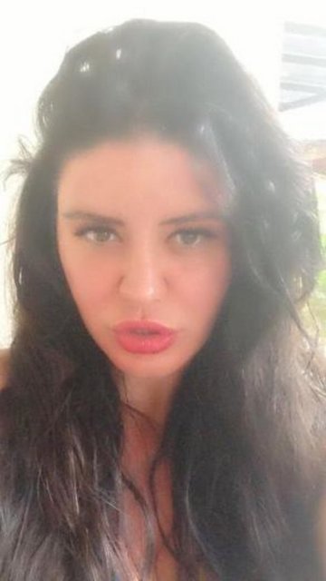 Ebru Polat'tan cüretkar pozlar! - 1 - Magazin