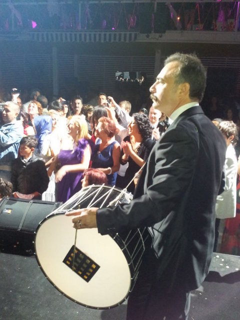 Melek Angun ile evlenen Oktay Kaynarca'nın nikâhı Twitter'a böyle ...