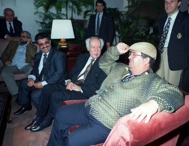 8. Cumhurbaşkanı merhum Turgut Özal'ın özel kalem müdürü eski AKP milletvekili Feyzi İşbaşaran ...