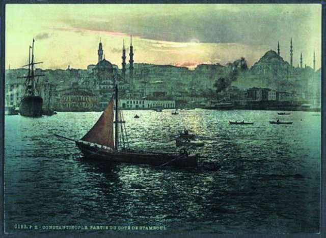 1895 yılında çekilip renklendirilen bu fotoğrafların İstanbul'un ...