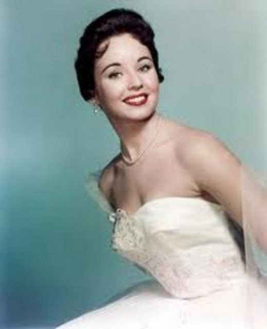 Geçmişten Günümüze Kainat Güzelleri, Dünyanın en güzel yüzleri - 1 - Diğer