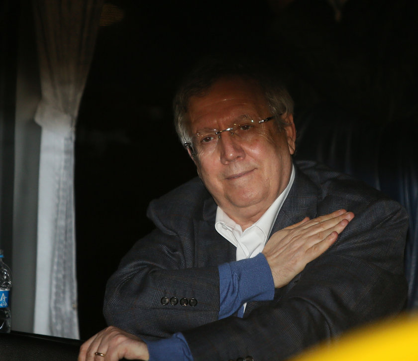 Aziz Yıldırım İstanbul'a geldi Sabiha Gökçen Havalimanı