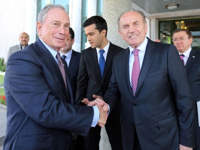 Michael Bloomberg Türkiye'de - Didem Ciner, Turgay Ciner ve Michael ...