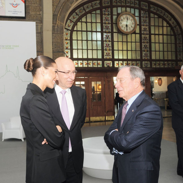 Michael Bloomberg Türkiye'de - Didem Ciner, Turgay Ciner ve Michael ...