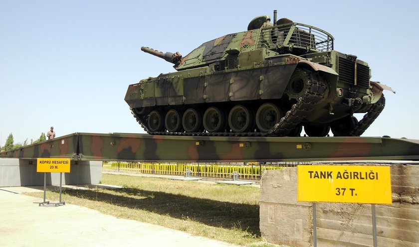 M60 T tank projesiyle ilk kez bir Türk tankına reaktif zırh koruma ...