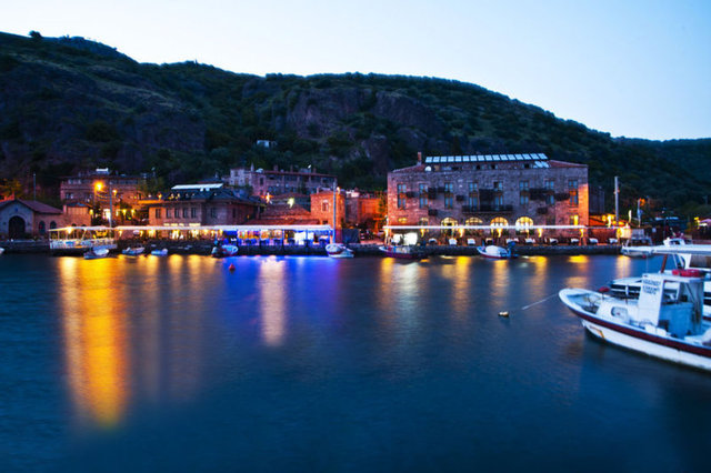 Mevsim Ege, aylardan Assos Levent Özçelik, Assos'da nerede kalınır ...