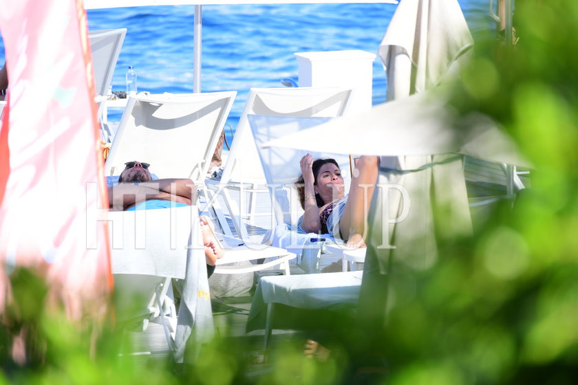 Yeni aşkıyla Bodrum'da! - HT Kulüp Galeriları