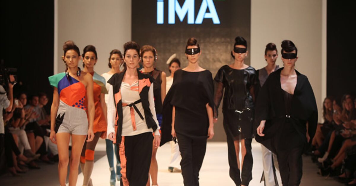 İstanbul moda haftasında genç tasarımcılar...