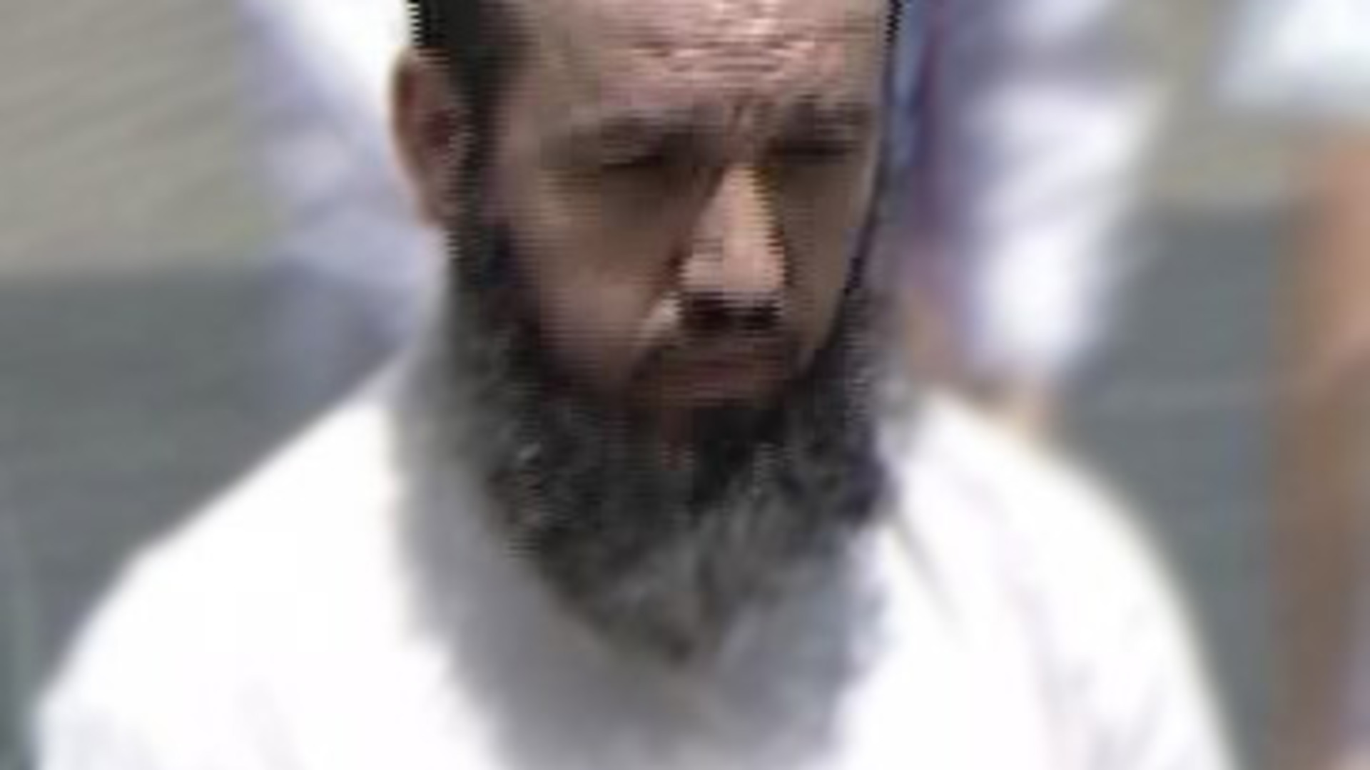 Bursa'da kendisini tarikat şeyhi olarak tanıtıp, kurduğu dergahında ...