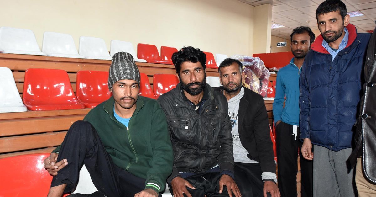 İran'dan Van'a gelen 150 Afgan kaçak otogarda fark edildi | Son dakika ...