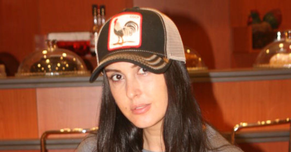 Ebru Destan kimdir? Seda Sayan'ın bugünkü konuğu Ebru Destan kaç yaşında?