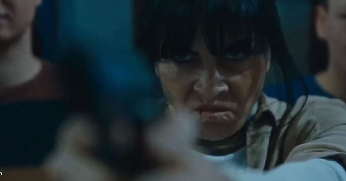 Avlu 43. son bölüm: İktidarı ilan etti! Kudret, Zerrin'i vuracak mı ...