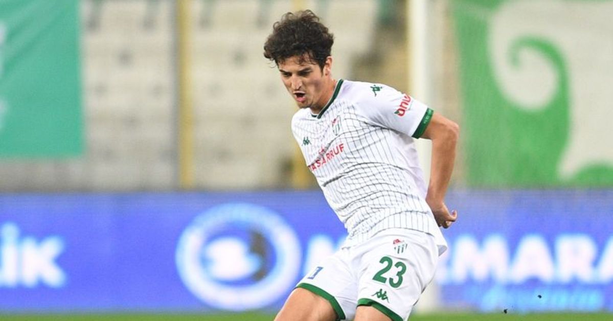 Furkan Emre Ünver: “Taraftarımızın desteğini gönülden hissediyoruz” - Futbol Haberleri