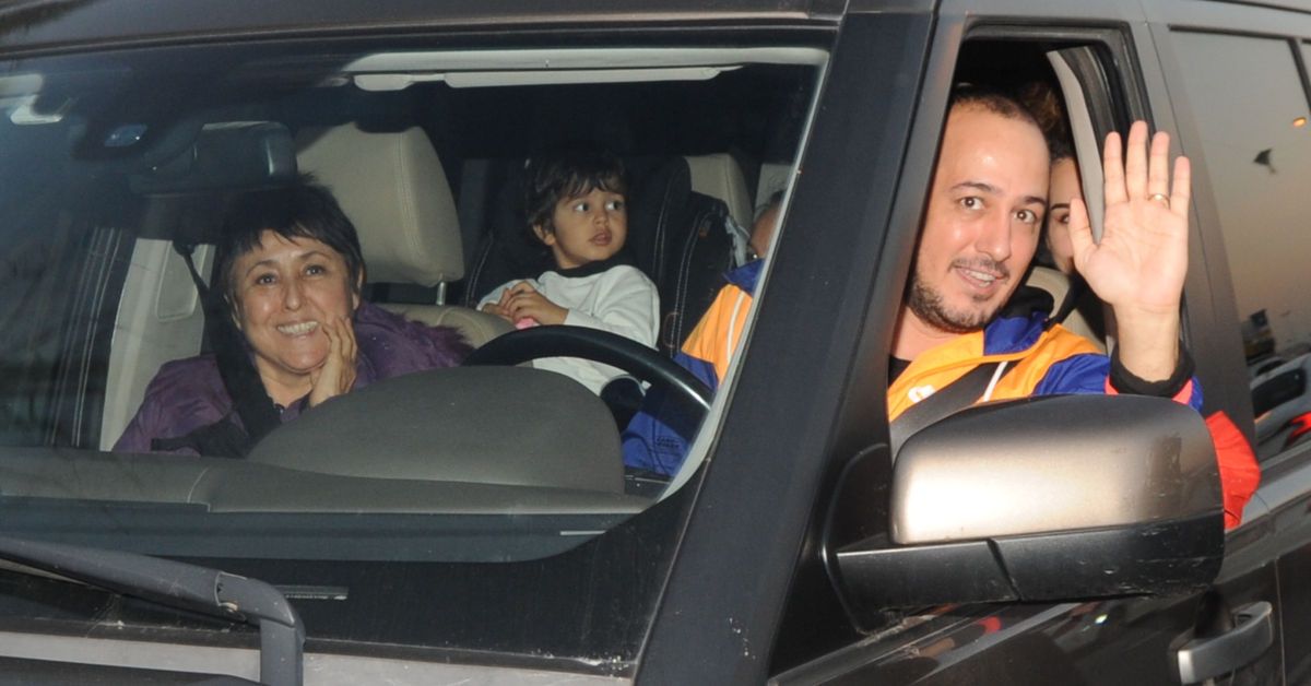 Sarp Apak'ın aile gezintisi - Magazin haberleri