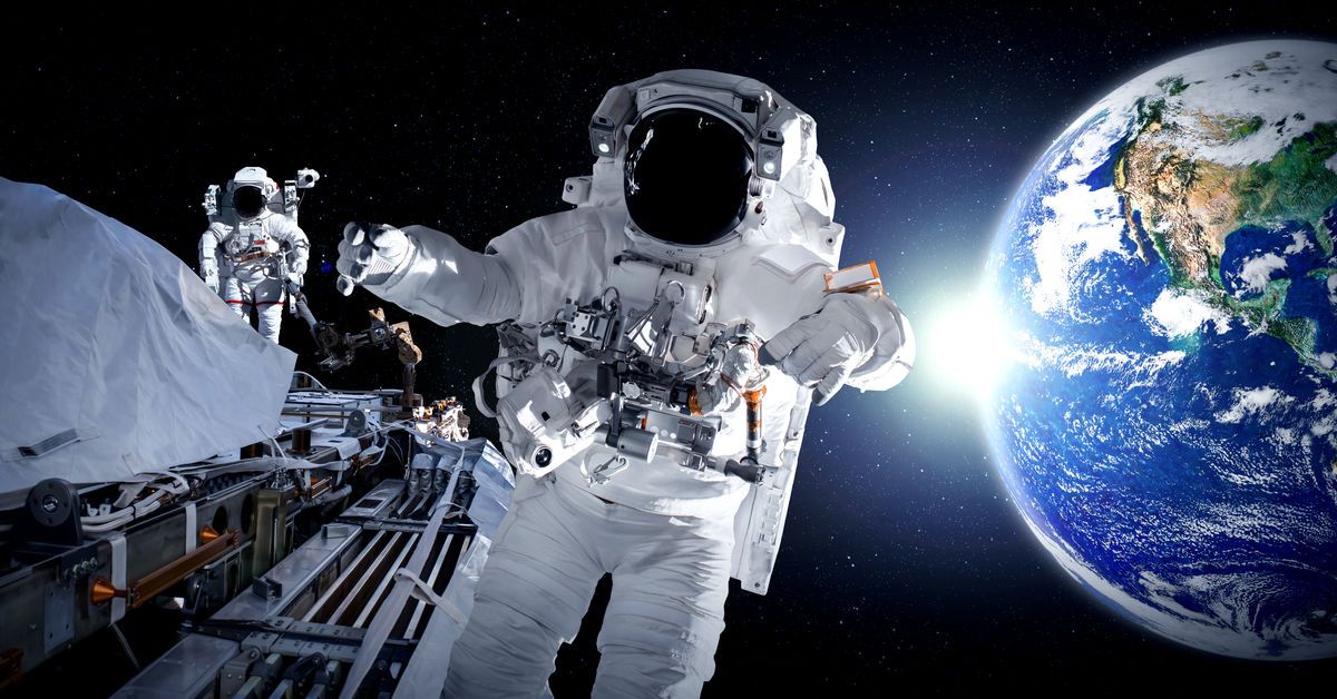 17 astronot incelendi! Kemik yoğunluğunu kaybeden astronotlar tamamen ...