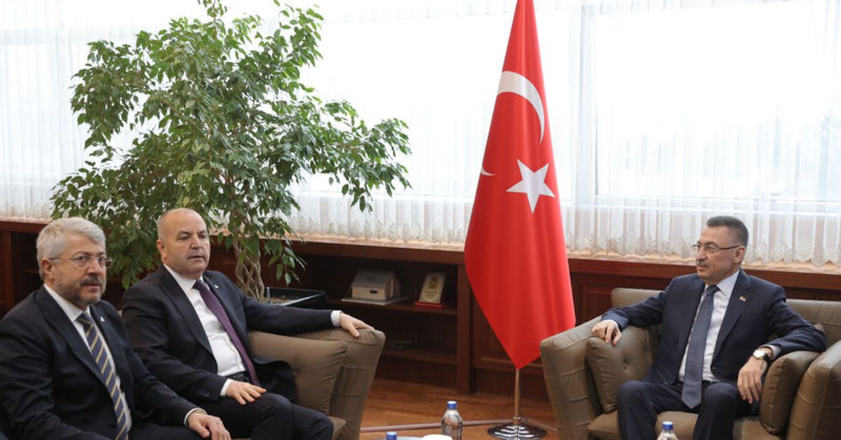 Cumhurbaşkanı Yardımcısı Oktay, Anavatan Partisi Genel Başkanı Çelebi ... Cumhurbaşkanı Yardımcısı Oktay, Anavatan Partisi Genel Başkanı Çelebi ...