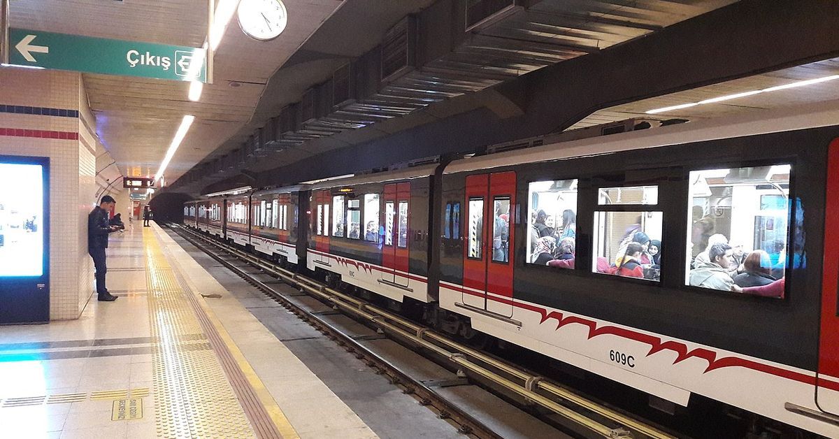 İzmir Metro Durakları: İzmir Metro Durak İsimleri, Güzergahı, Sefer Saatleri ve İstasyon Haritası
