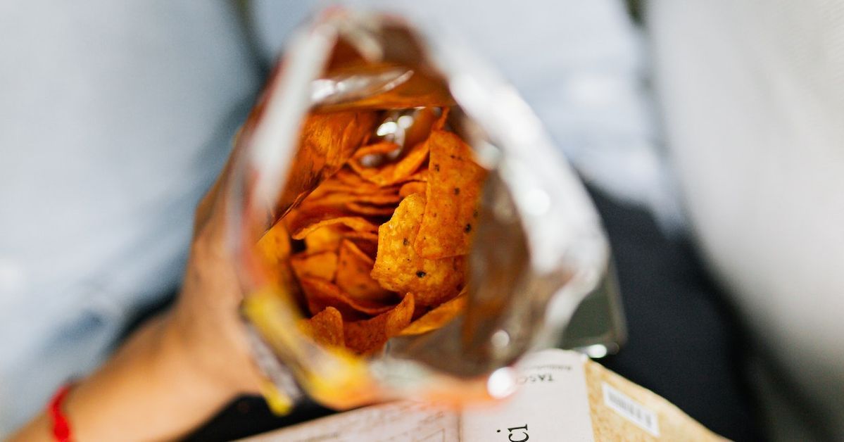 Cips paketlerinin neden yarısı boştur? Bu bir hile değil aksine akıllıca bir önlem | Dış Haberler