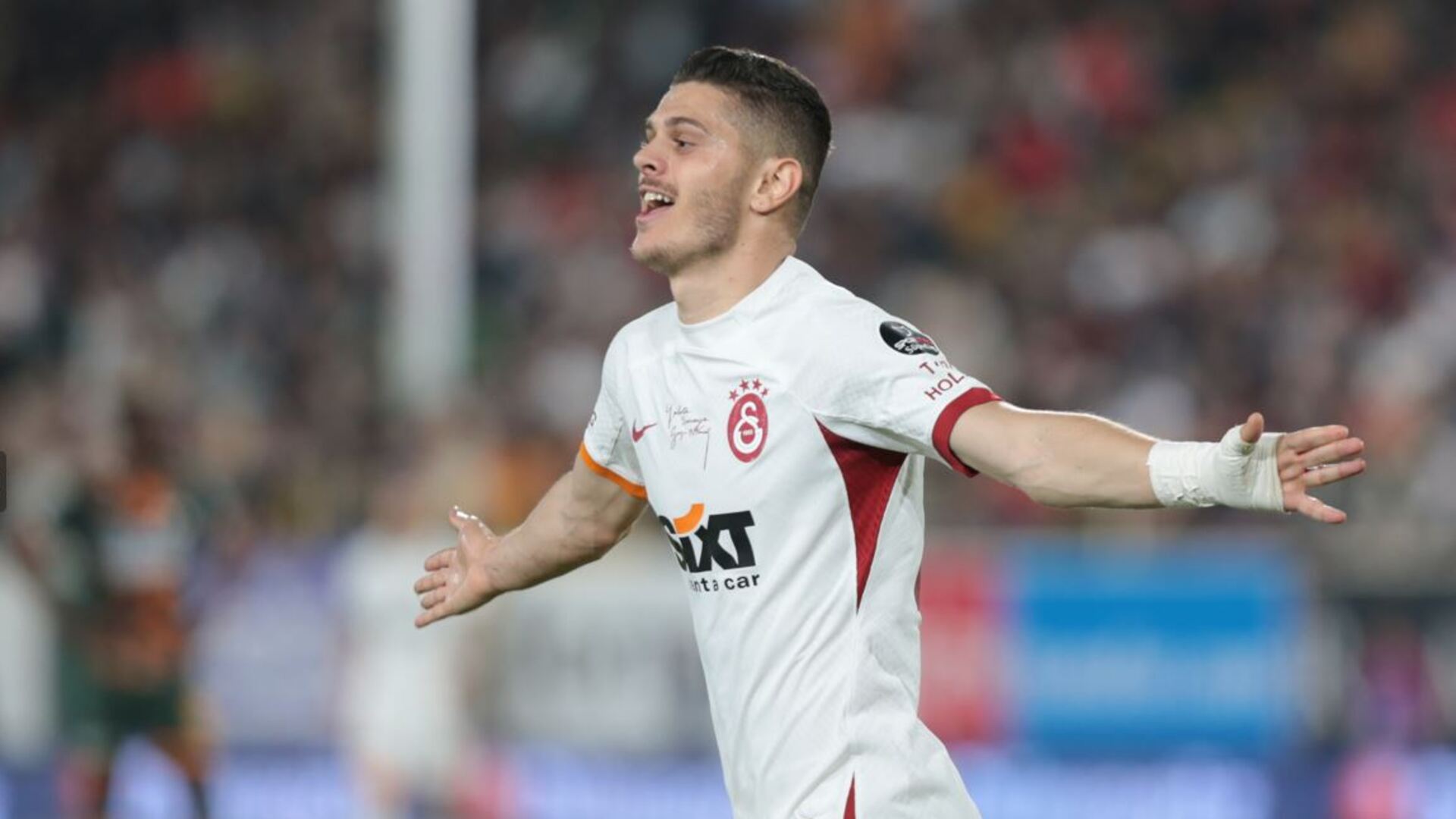 Fenerbahçe'den Milot Rashica bombası! - Son dakika Fenerbahçe transfer ... Fenerbahçe'den Milot Rashica bombası! - Son dakika Fenerbahçe transfer ...