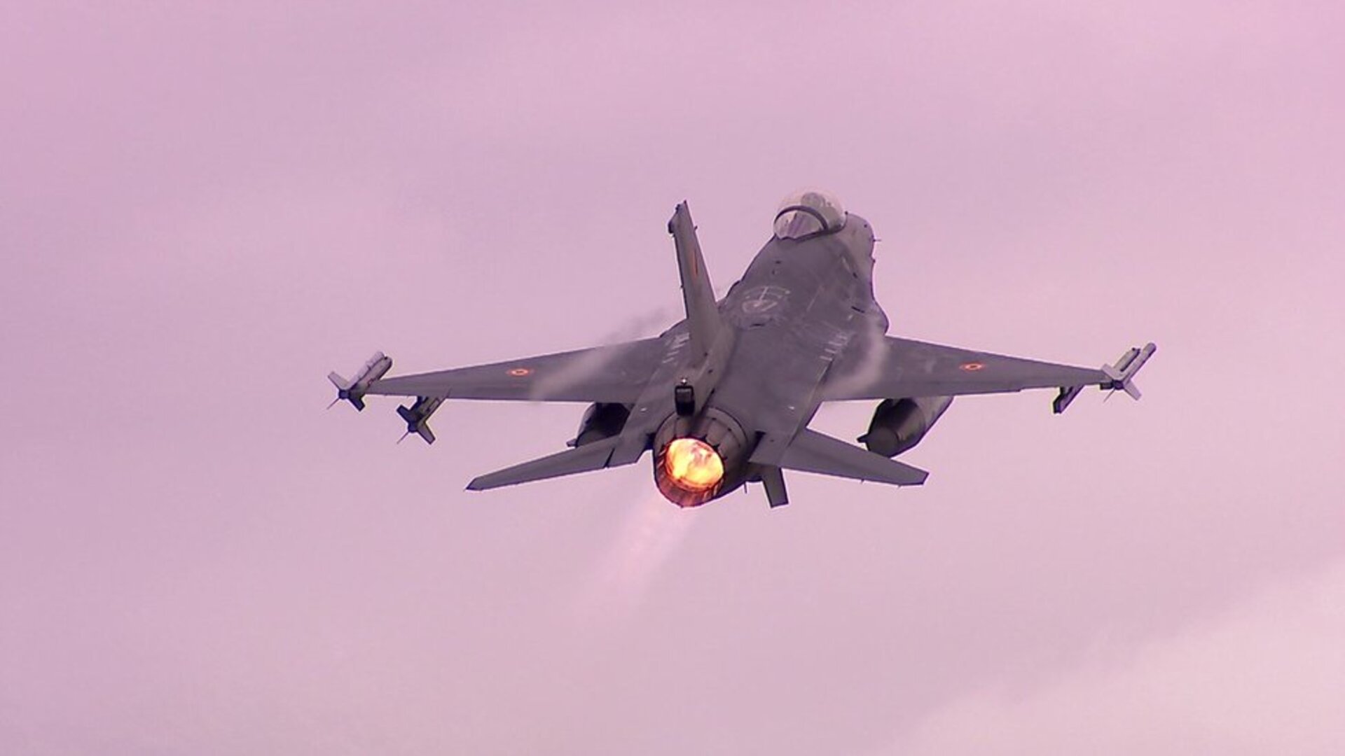 Ukraynalı pilotlar F-16 kullanmayı nasıl öğrenecek? Ukraynalı pilotlar F-16 kullanmayı nasıl öğrenecek?