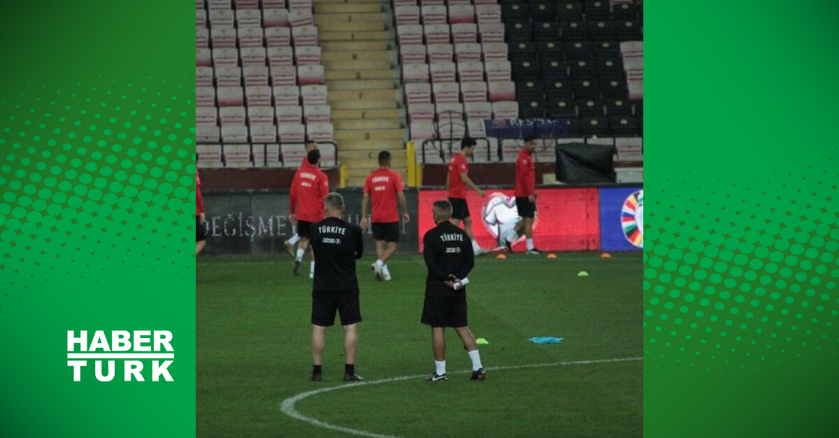 Millilerin antrenmanında keyifler yerinde - Futbol Haberleri